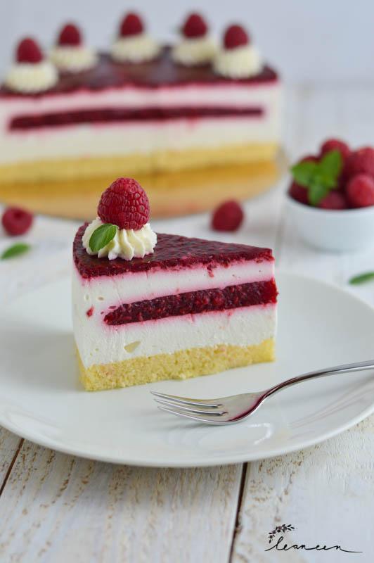 Malinova torta z grškim jogurtom - Leaneen
